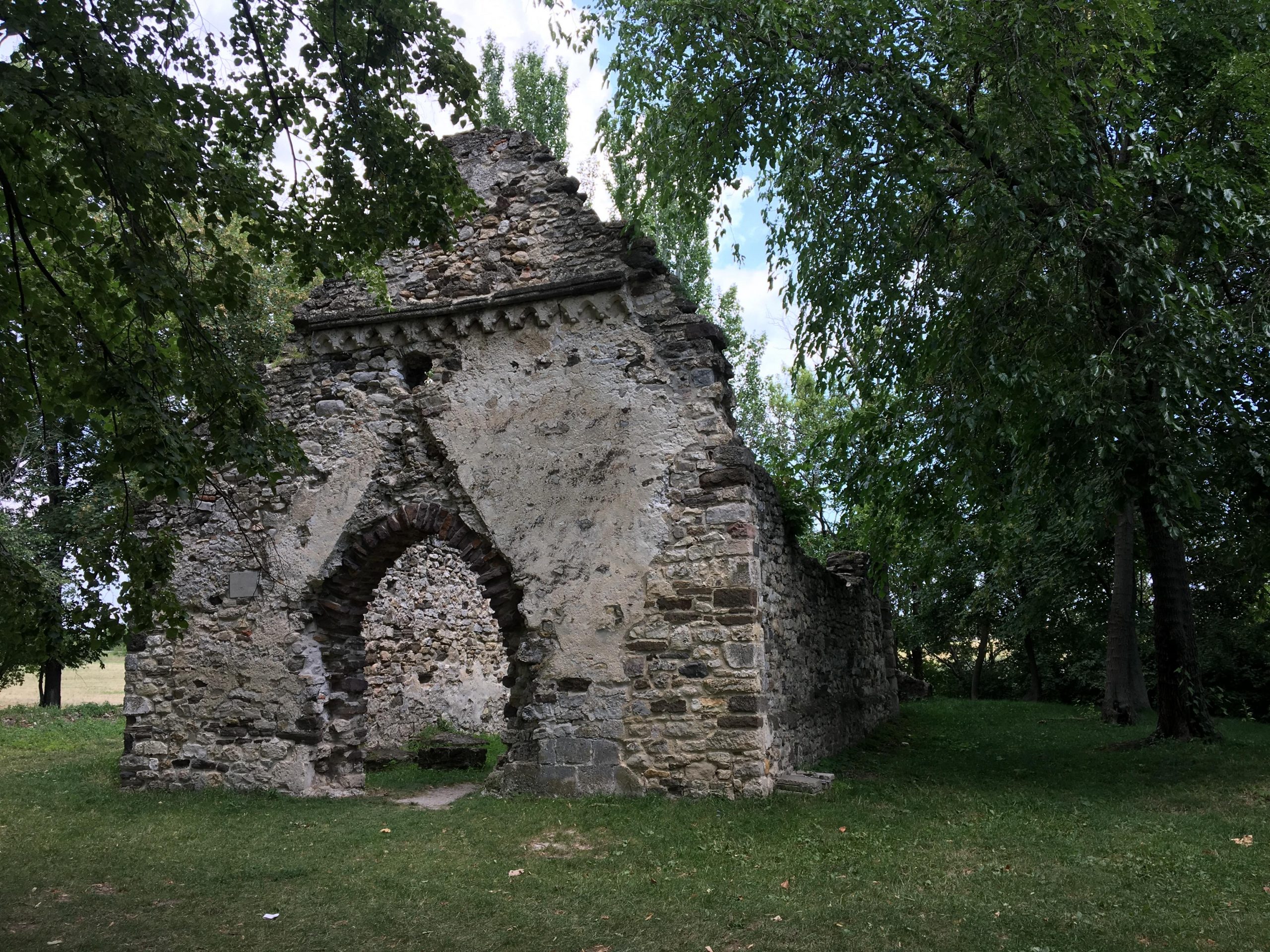Megújult az ősi templom - Balaton Televízió - Csatorna, hír- és ...